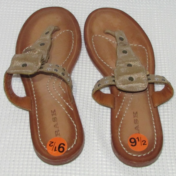 Trask | Shoes | Nwt Rs Trask Womens Thong Sandals Size 95 M | Poshmark